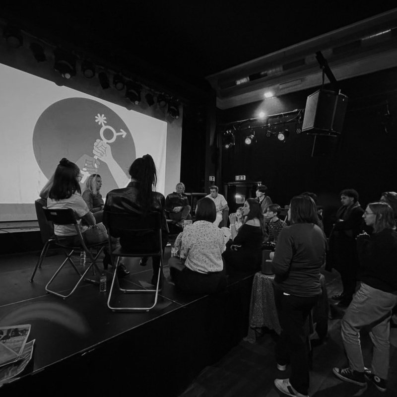 Unique en son genre : Table-Ronde & Drag Show // Ebullition / 18.11. ...